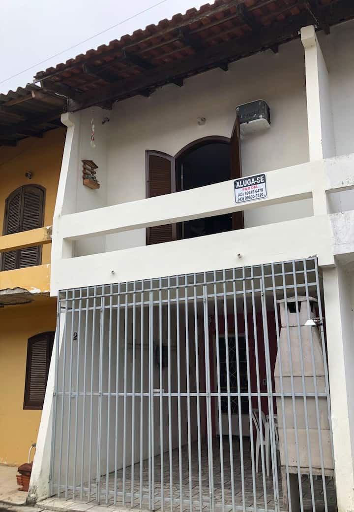 Sobrado Na Praia De Matinhos - Matinhos