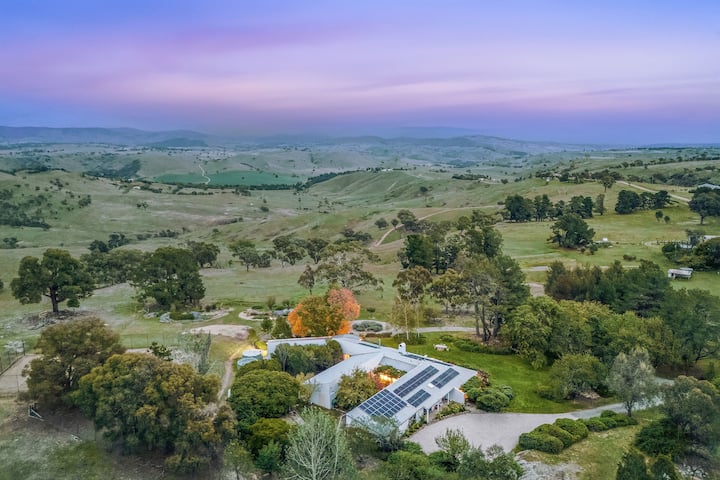 Wattagan Homestead, Whole House - Canberra