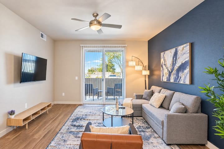 Centrally Located Apt|pool,gym,w/d,balcony,parking - テンピ, AZ