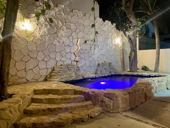 Just Enough Jungle! - Puerto Morelos