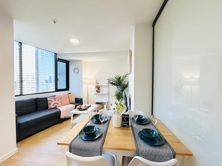 Mhto06b/innercbd/1min-station/free(pool/gym/tram) - Melbourne