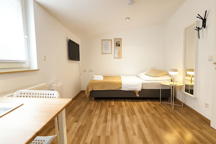 Airport Messe Hotel - Düsseldorf