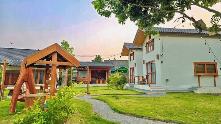 Muji Style House Next To Stream And Rice Field - Mae Chan