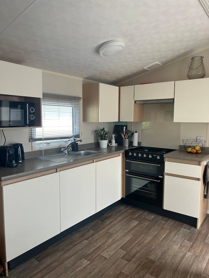 6 Persoons Accommodatie Camping De Pallegarste - Netherlands