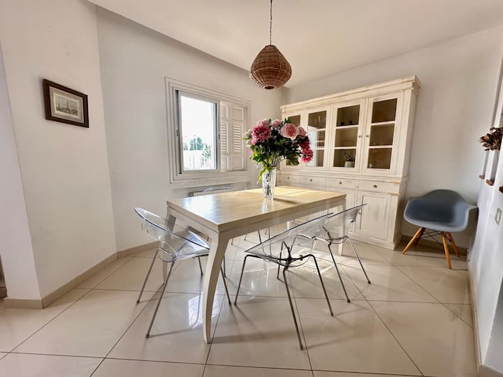 Rosa La Marsa, Appartement Cosy Pour 4 Personnes - La Marsa