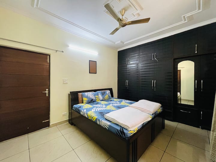 Spacious & Peaceful 1br In 2bhk - Chandigarh