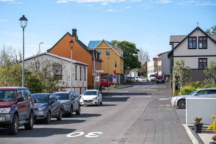 Charming Old Icelandic House - 아이슬란드