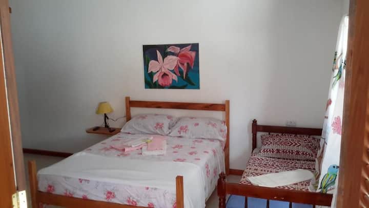 Viagem Com Família E Amigos, 3 Suítes + áRea Refç - Trindade