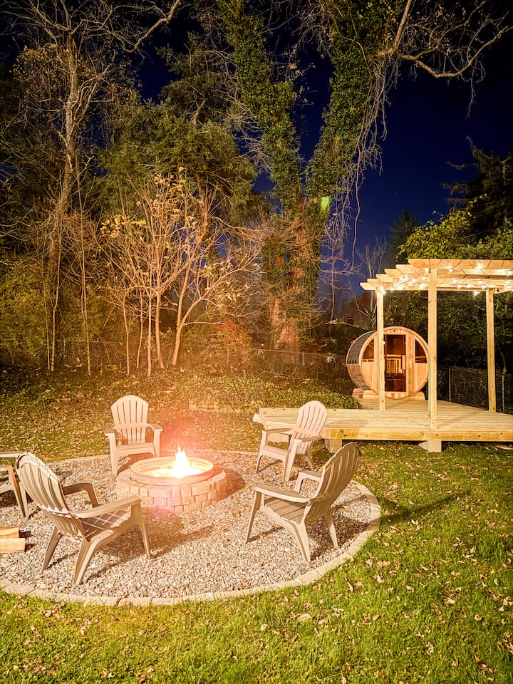 Cozy Downtown Home Near Nrg - Fayetteville, WV