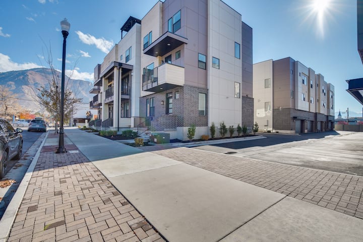 Modern Downtown Provo Townhome W/ Balcony! - Provo, UT