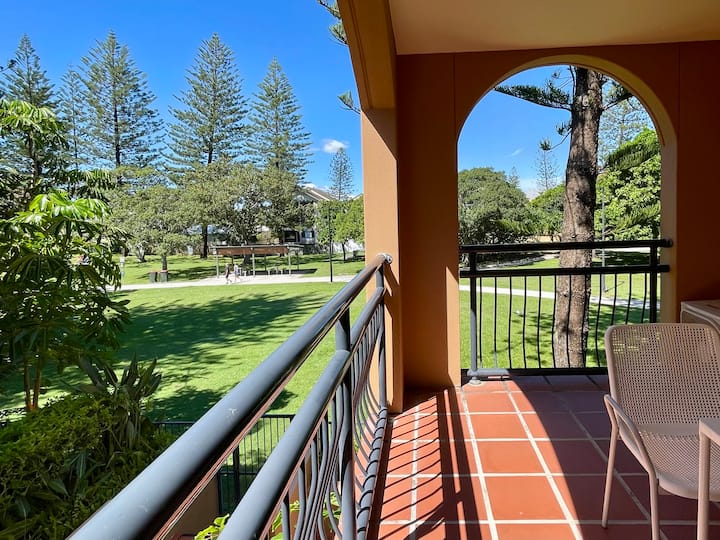 Stunning 180 Park View-winter Special - 