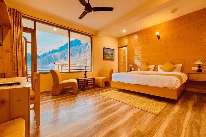 Mountain And River Views Rooms - Manali