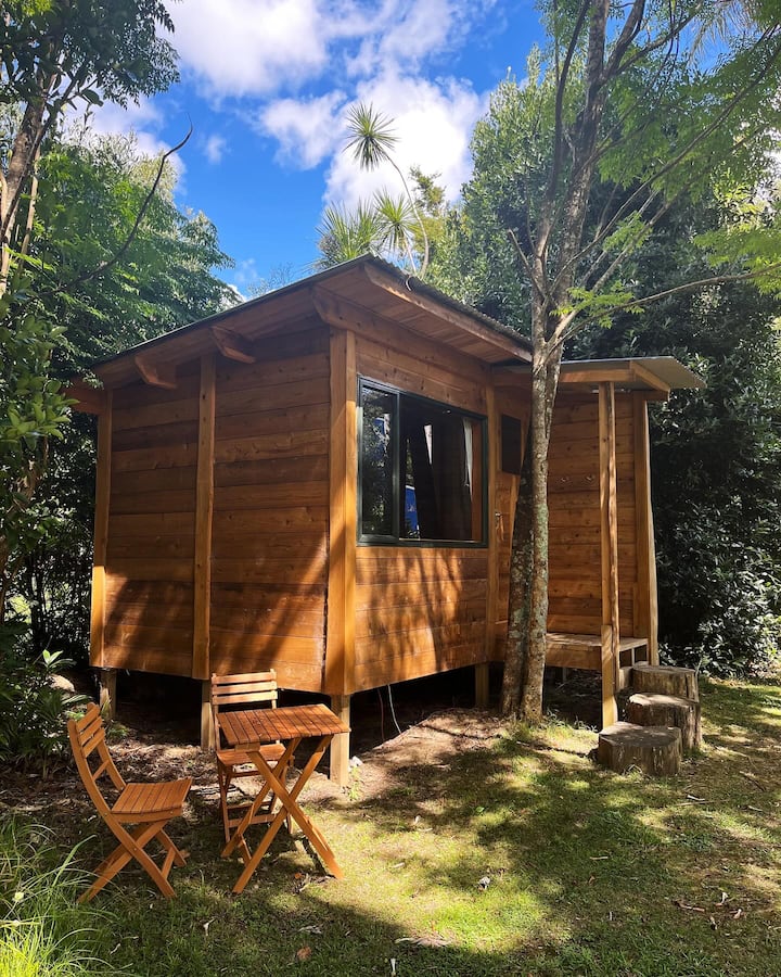 Sub-tropical Paradise Glamping, Infra-red Sauna - Northland