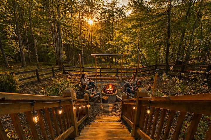 Dwntn 6 Min-pets-firepit-hottub-games - Blue Ridge, GA