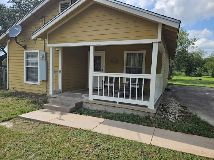 Cozy House Close To Ih35 - Waco Surf, Waco