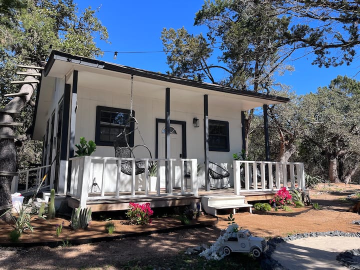 Mimi’s Cabin Hideout –Quiet, Cozy & Convenient - Georgetown, TX