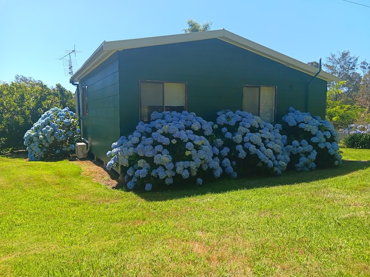 "The Cottage" A Private Retreat Close To Mtb Trail - Broulee