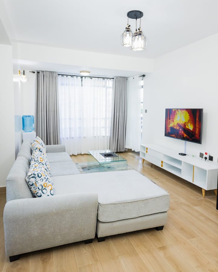 Stylish 2br Westlands | Walk To Sarit, Gym, 65” Tv - Nairobi
