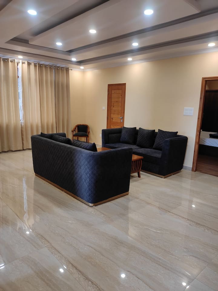 Fantastic 3 Bedroom Apartment. - 西姆拉