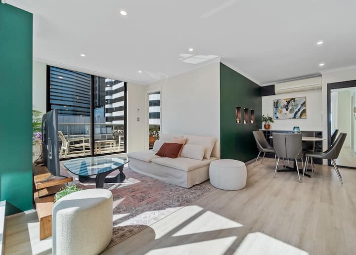 Newly Renovated Apartment - North Sydney