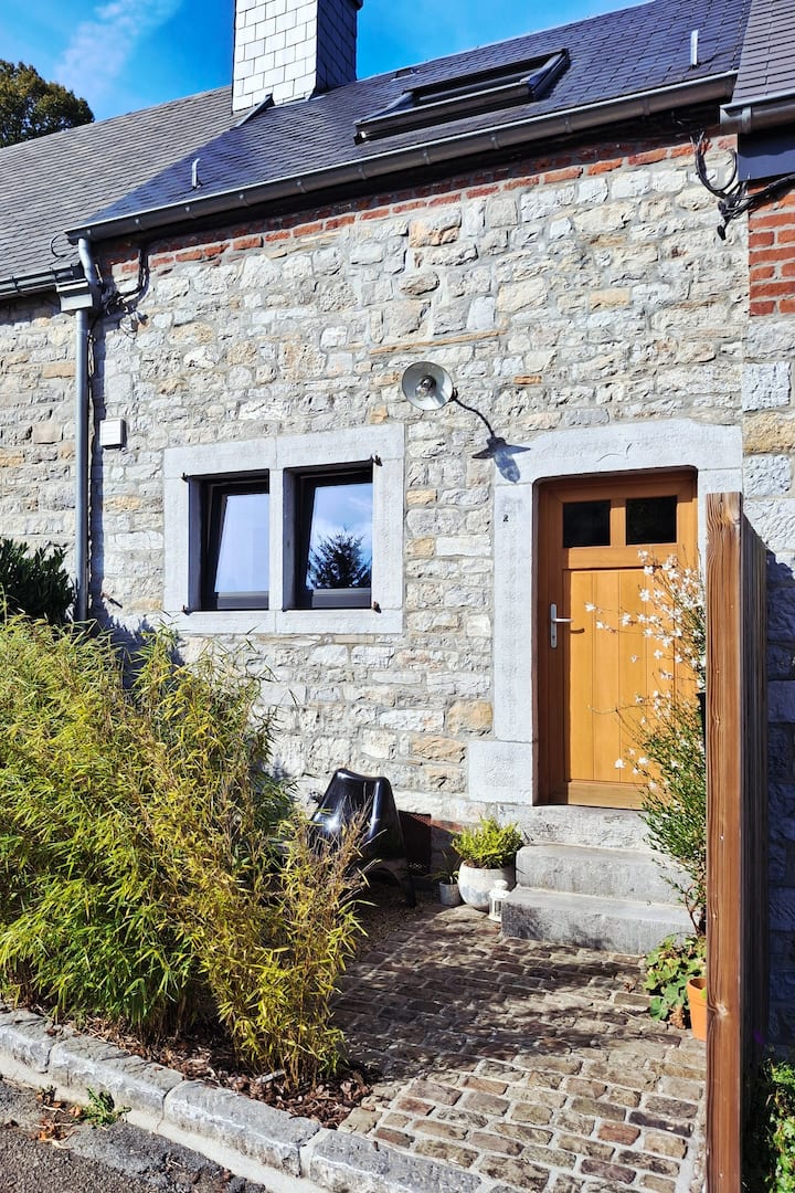 La Petite Maison
- Gîte Au Vert - - Gesves