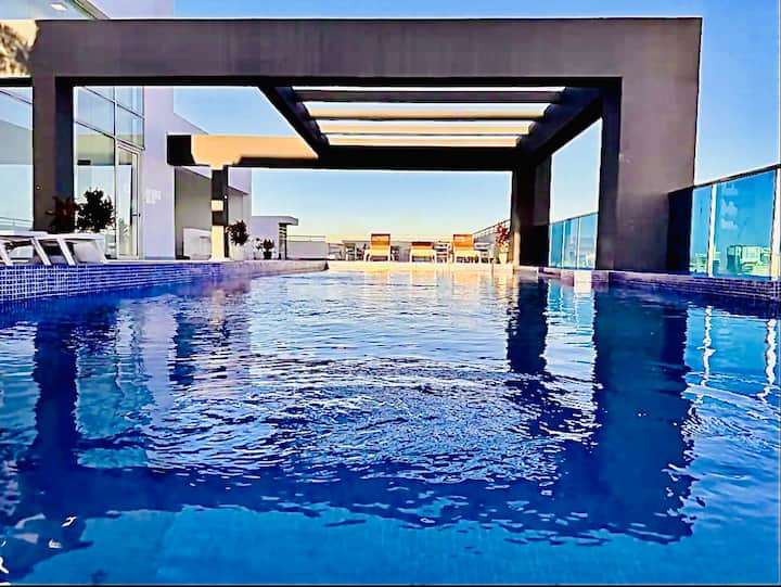 Modern 2 Bdrm 2 Bath Apt In Piantini - Santo Domingo