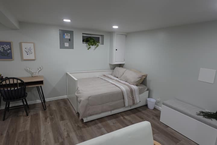 Big Cozy Basement Studio/near Ru - Highland Park, NJ