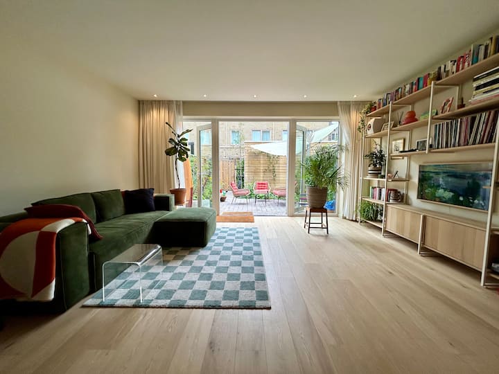 Spacious, Comfortable Home In Hip And Central Area - Ámsterdam