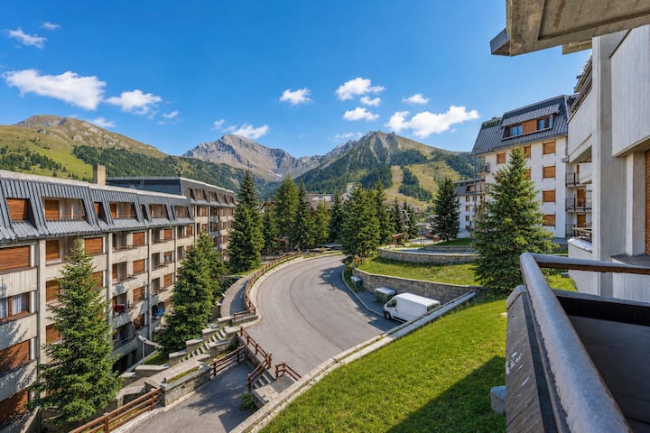 Hostdomus - Yellow Suite - Sestriere