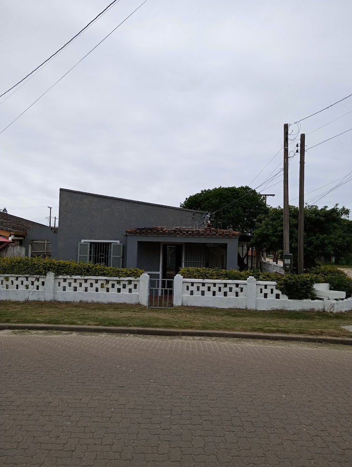 Casa Na Avenida Atlântica - Rio Grande, Brazil