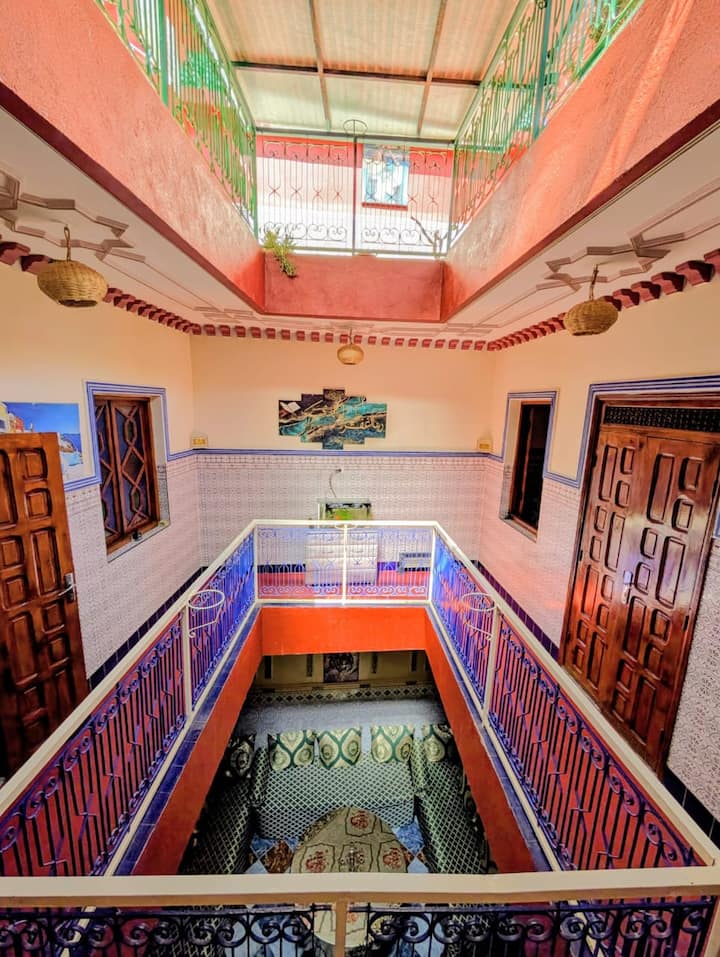 Traditional Riad Courtyard With Natural Sunlight - Marrakesh