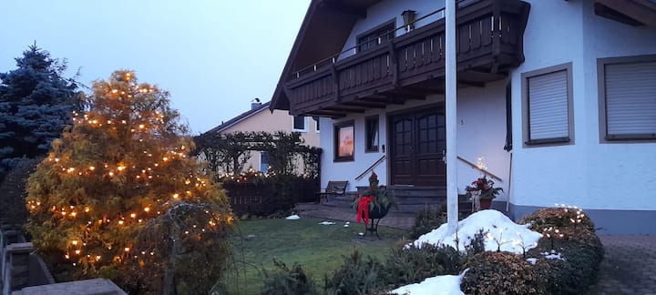Traditionelles Landhaus Im Bayerischen Stil - Breitenbrunn