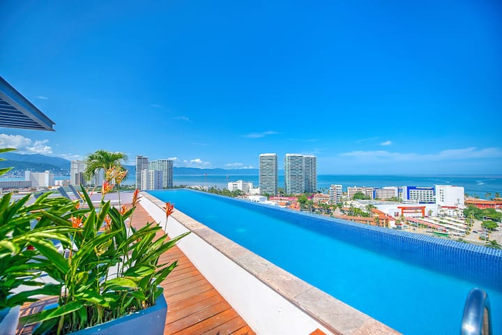 Beach 4 Blks•pool•wifi•views•gym•prkg•supermarket - Puerto Vallarta