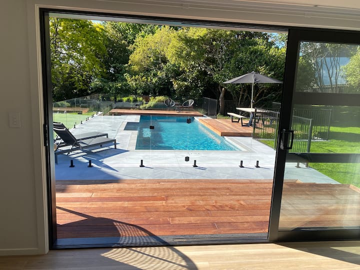 The Pool House - Taupo