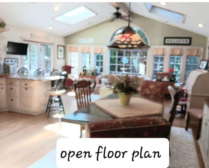 Traveling Health Care Workers Retreat! - Holbrook, NY