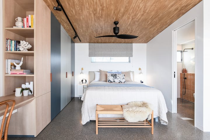 Giraffe Studio Freshwater Beach - Narrabeen