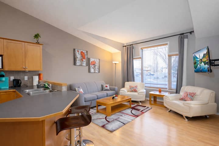 Northlight Nook - Lethbridge