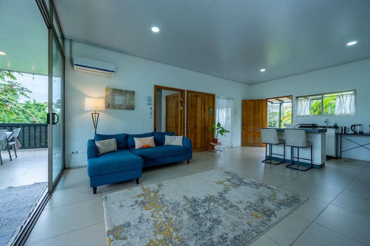 Jungle Paradise Retreat & Hot Tub - La Fortuna