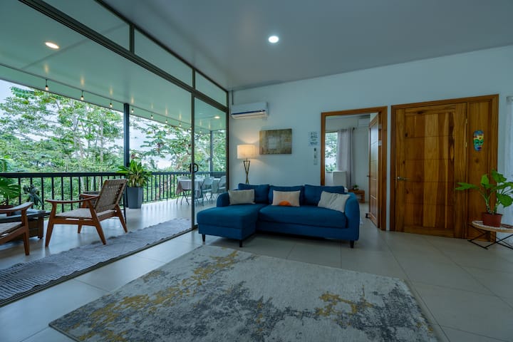 Jungle Paradise Retreat & Hot Tub - La Fortuna