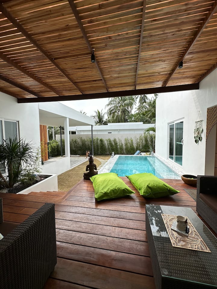 Modern 3 Bed/4 Bath Pool - Ko Phangan