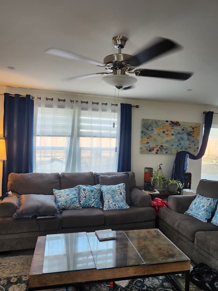 Private Quiet & Clean Apartment. - Visalia, CA