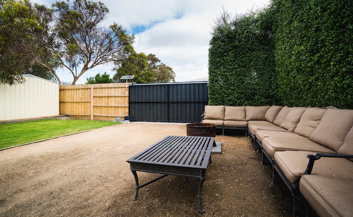 Coastal Guesthouse | Mornington Peninsula - Melbourne
