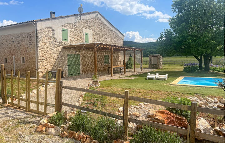 Awesome Home In Artigues - Pourrières