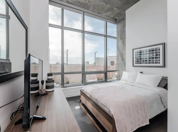 Luxury Stay In Downtown Chicago - Chicago, IL