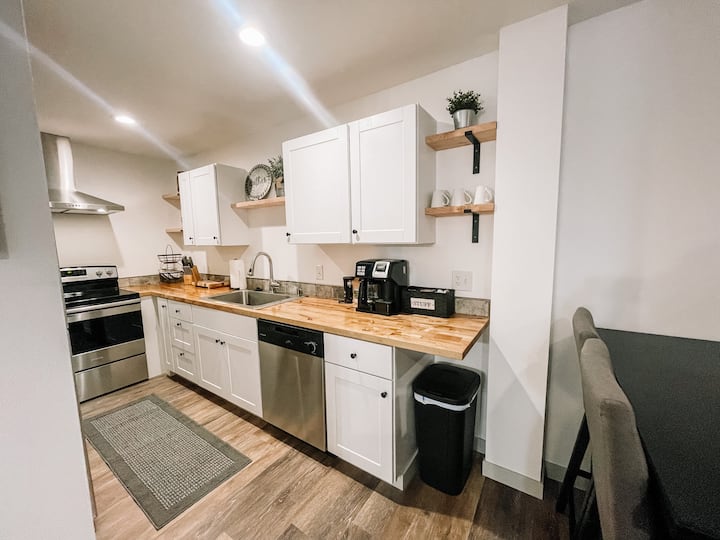 Moscow Bungalow • Hot Tub & Walkable Location - Moscow, ID