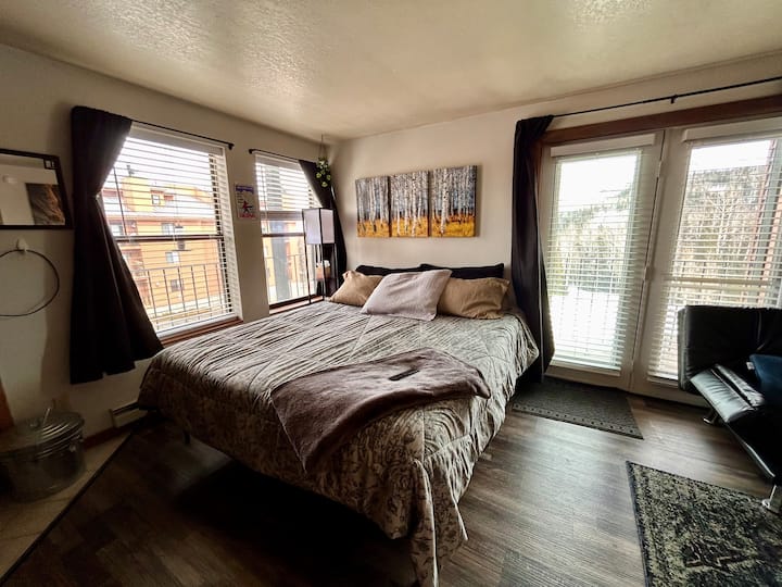 Corner Nook At Timberbrook - Hot Tub-pool-sauna! - Brian Head, UT