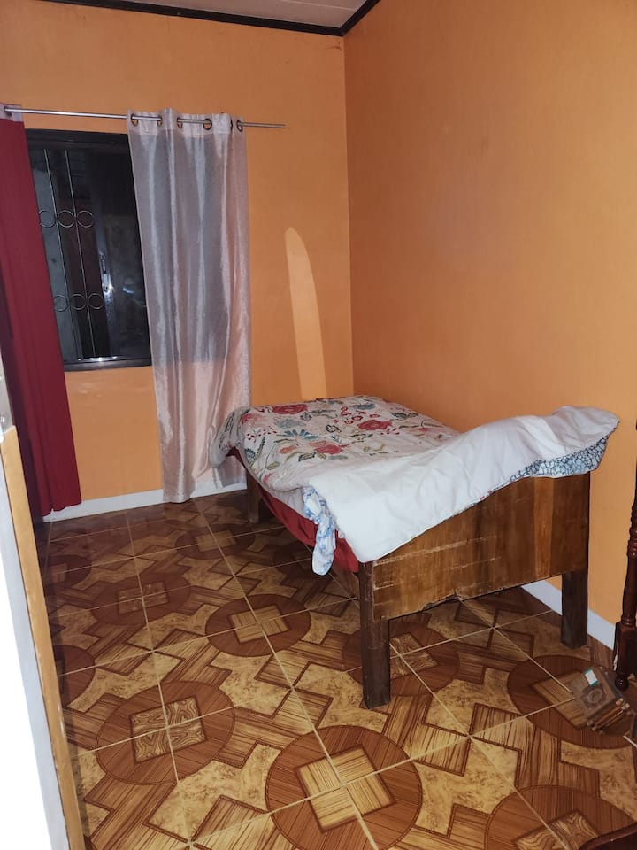 Lovely Home At Buenavista Gubat - Gubat