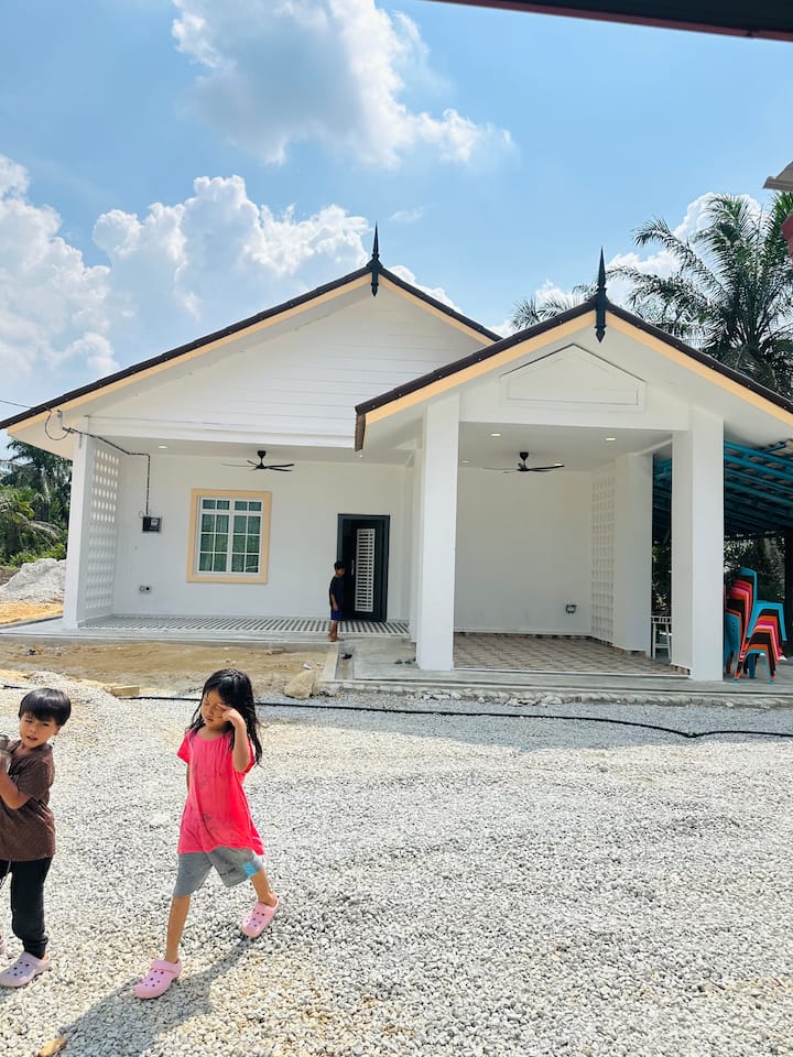 Seri Homestay Pontian - Pekan Nanas