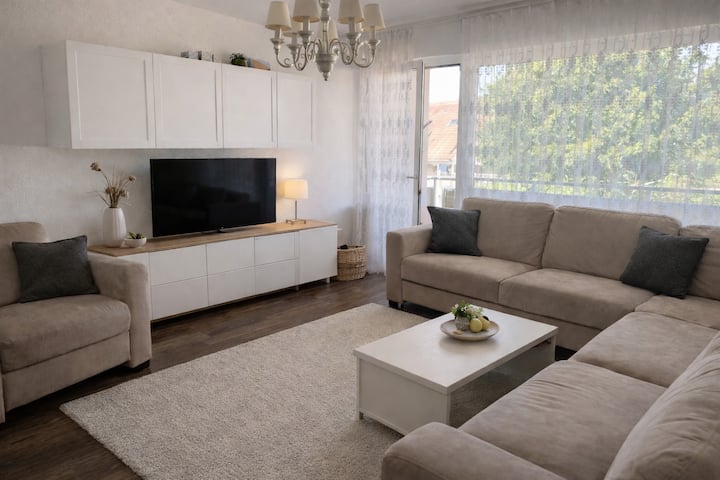 Stilvolle 3-zi.-wohnung | 82 Qm | Stuttgart | - Stuttgart