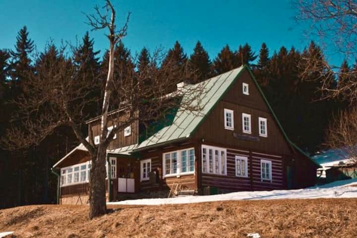 ÚTulná Horská Chalupa V Klidném Místě U Skiareálu - Karpacz